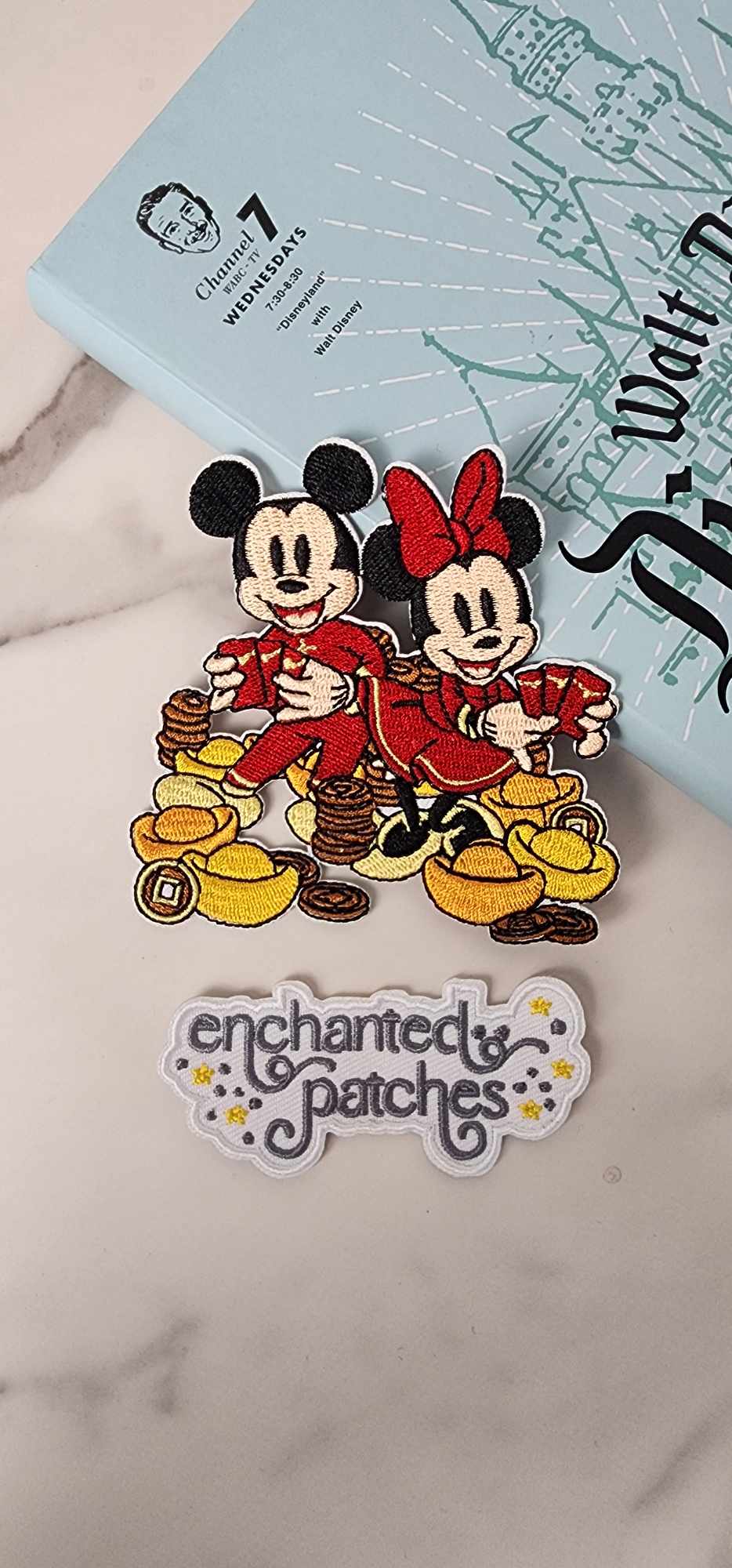 **NEW DROP** 3.5" Chinese Lunar New Year Happiest Mouse Holding Lucky – Enchanted Patches