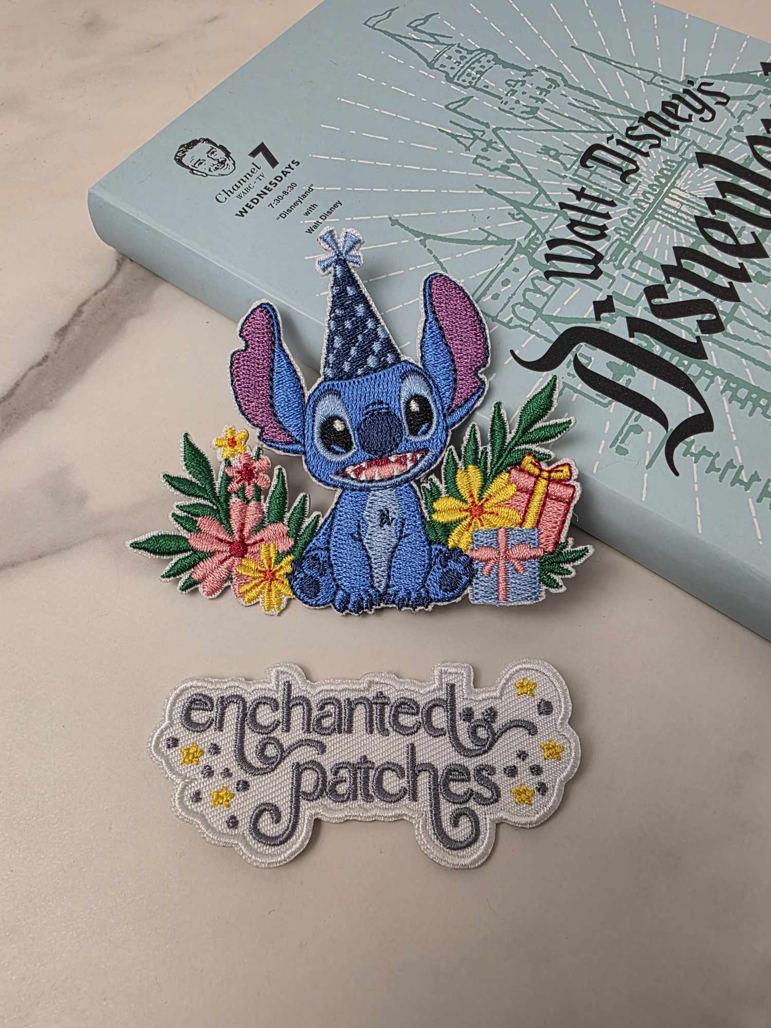 NEW DROP - 3" Blue Alien with Birthday Hat and Gifts Embroidered Iron – Enchanted Patches